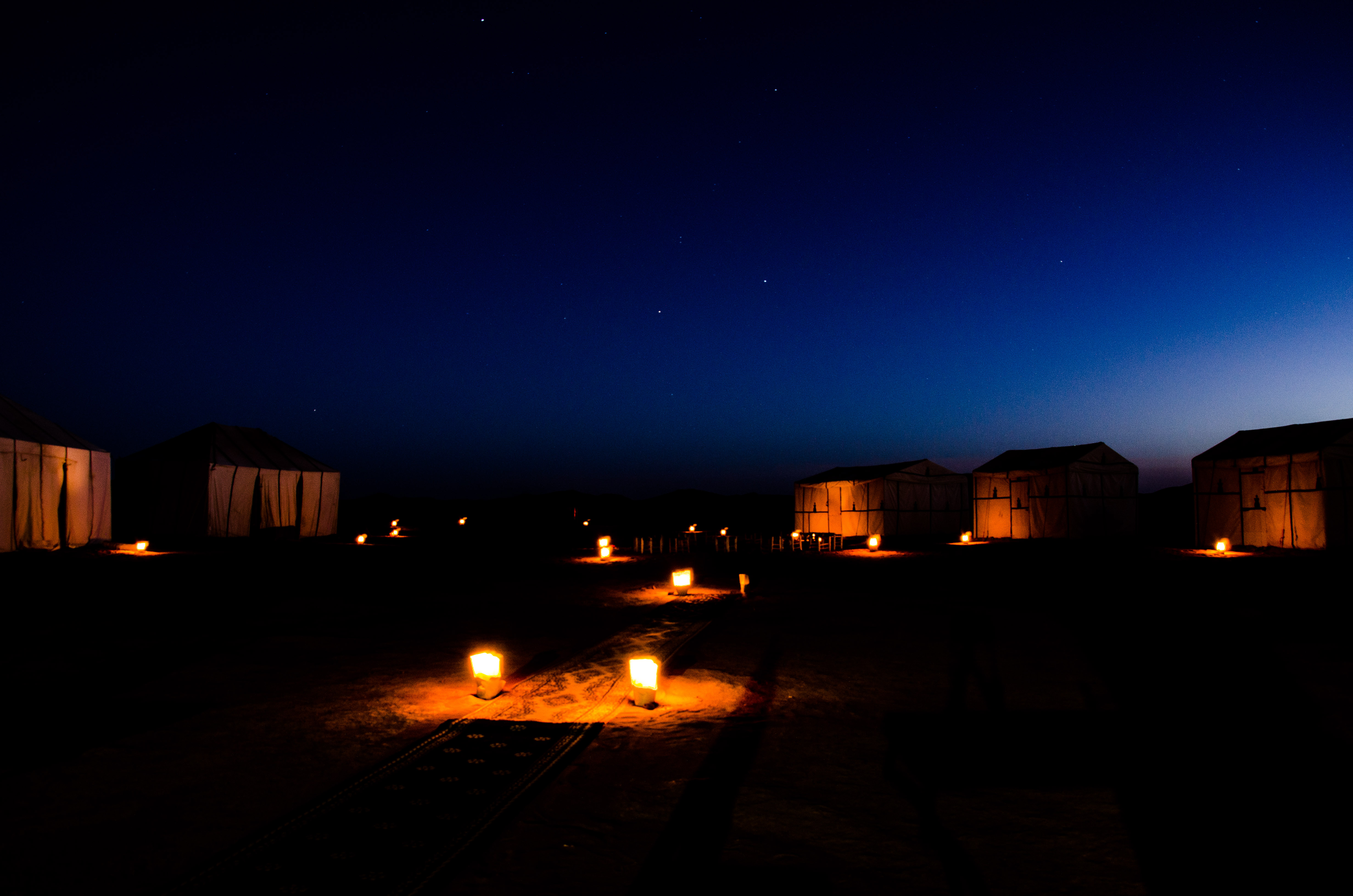 Camp at Night – TUTTO DOPPIO